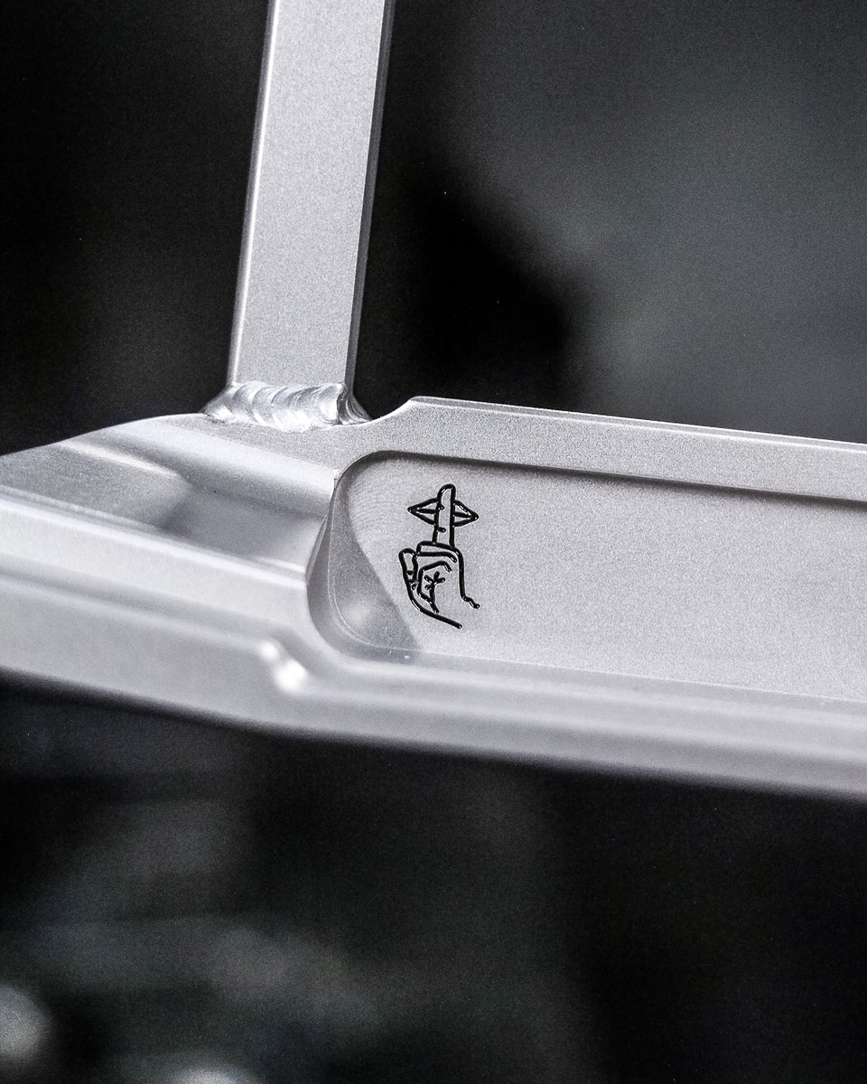 SINK GOLF | UK MILLED PUTTERS