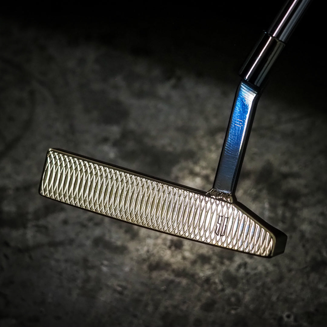 GOLD AND BLUE SUSSEX 2.0 – SINK GOLF| UK MILLED PUTTERS